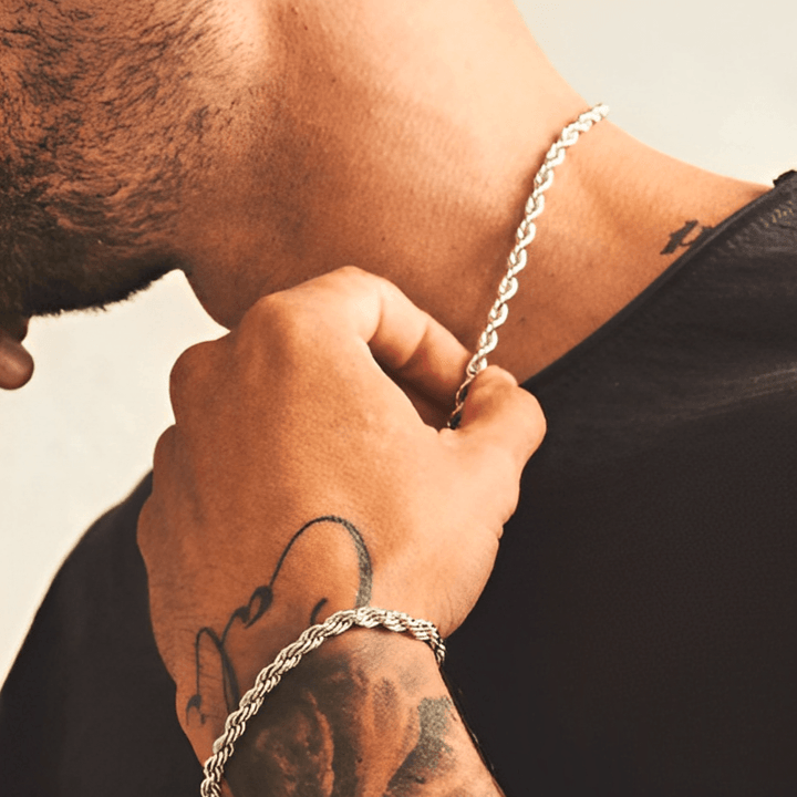 Necklaces – CALITHE